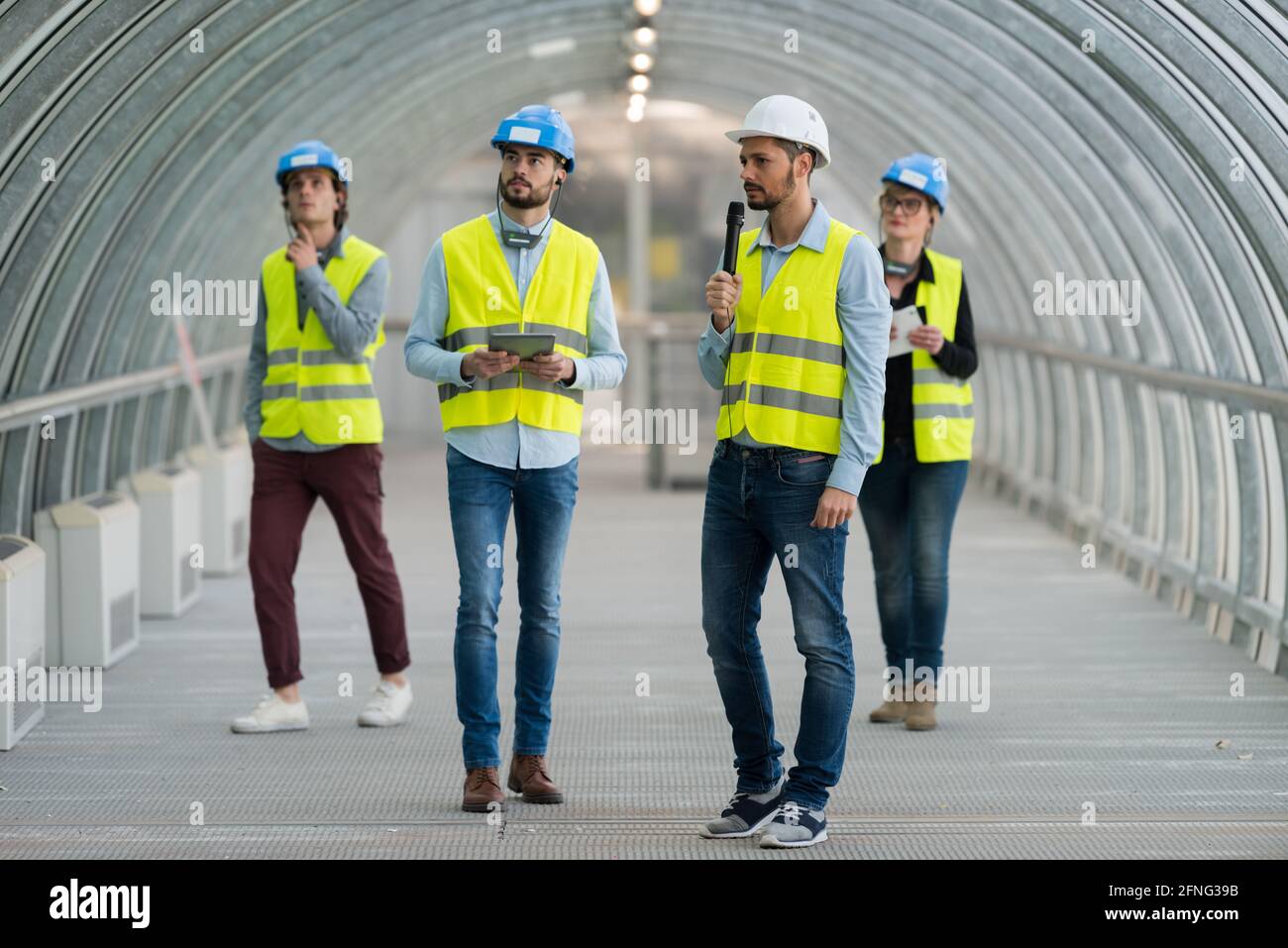portrait of construction builders at work Stock Photo - Alamy