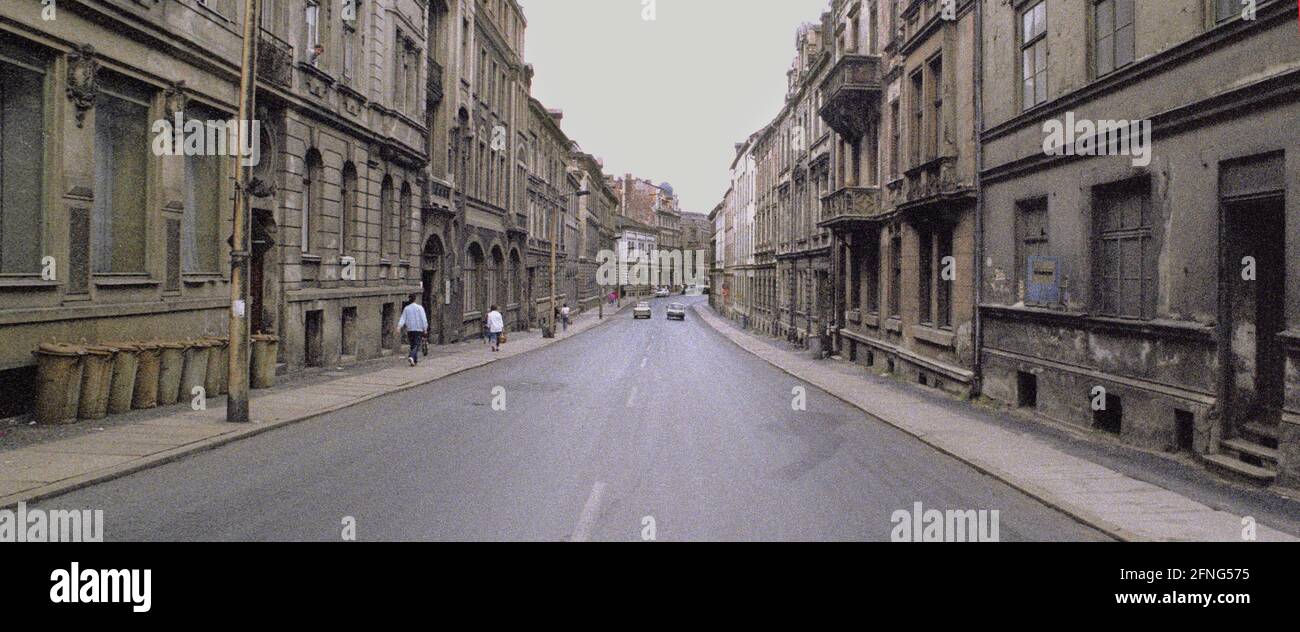 Saxony /DDR country / 1990 Goerlitz, houses from the 19th century in ...