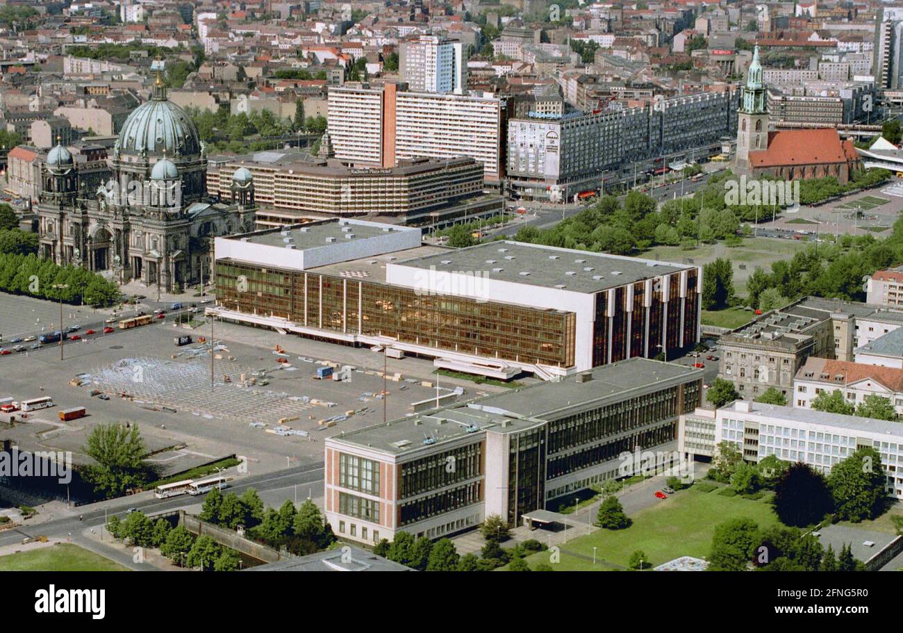 1993 top hi-res stock photography and images - Alamy