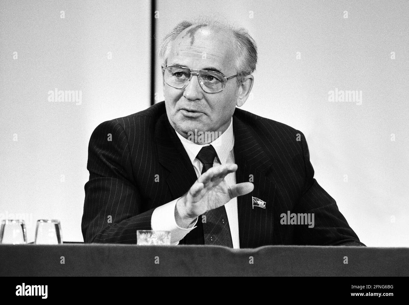 Mikhail gorbachev hi-res stock photography and images - Alamy