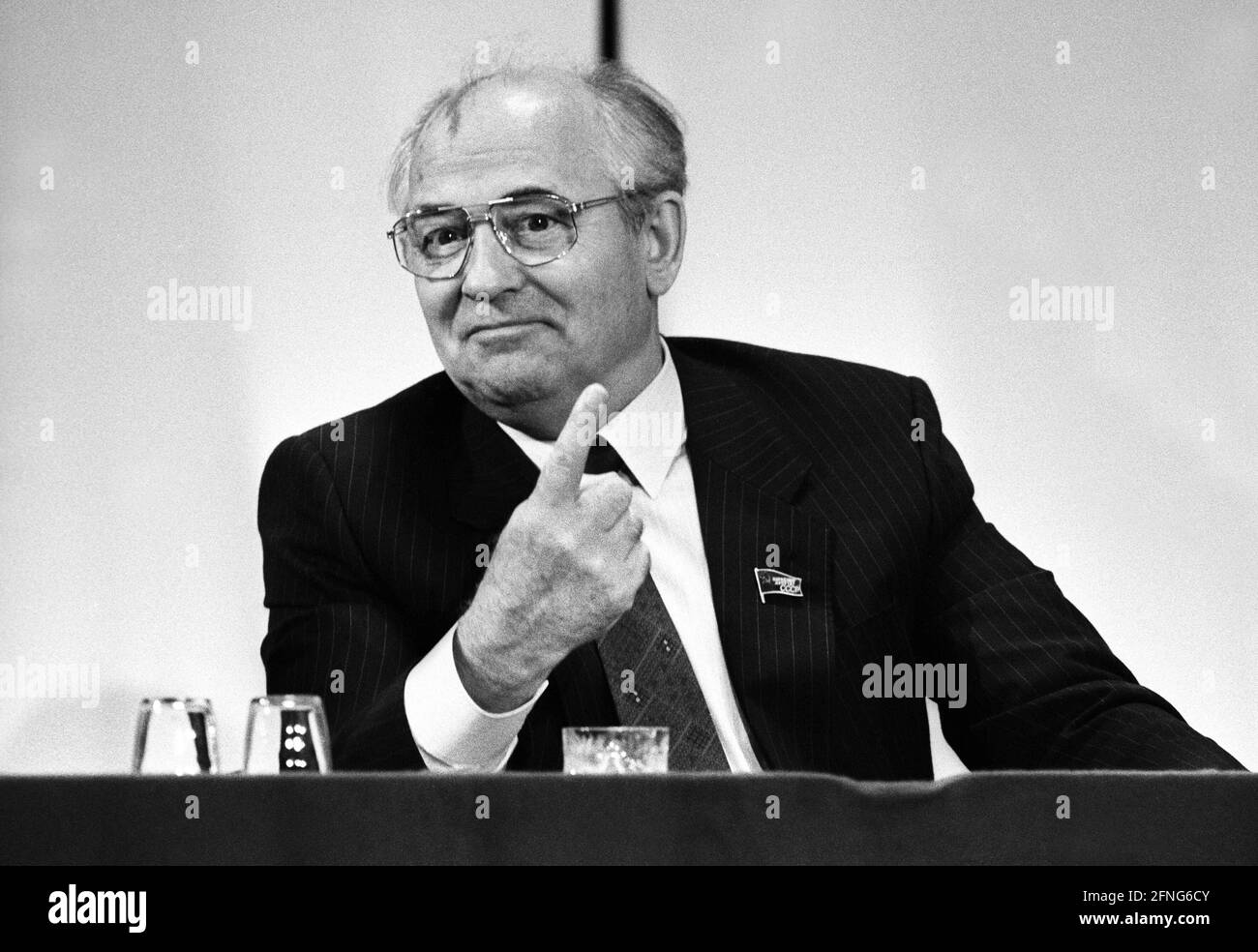 Germany, Dortmund, 13.06.1989. Archive No.: 05-65-34 Visit of the ...