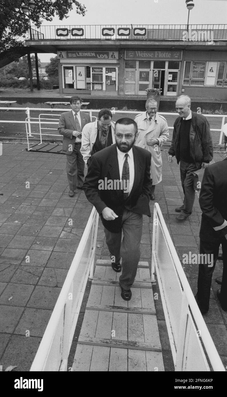 Brandenburg / Persons 17.10.1991 former Minister of Transport Jochen ...