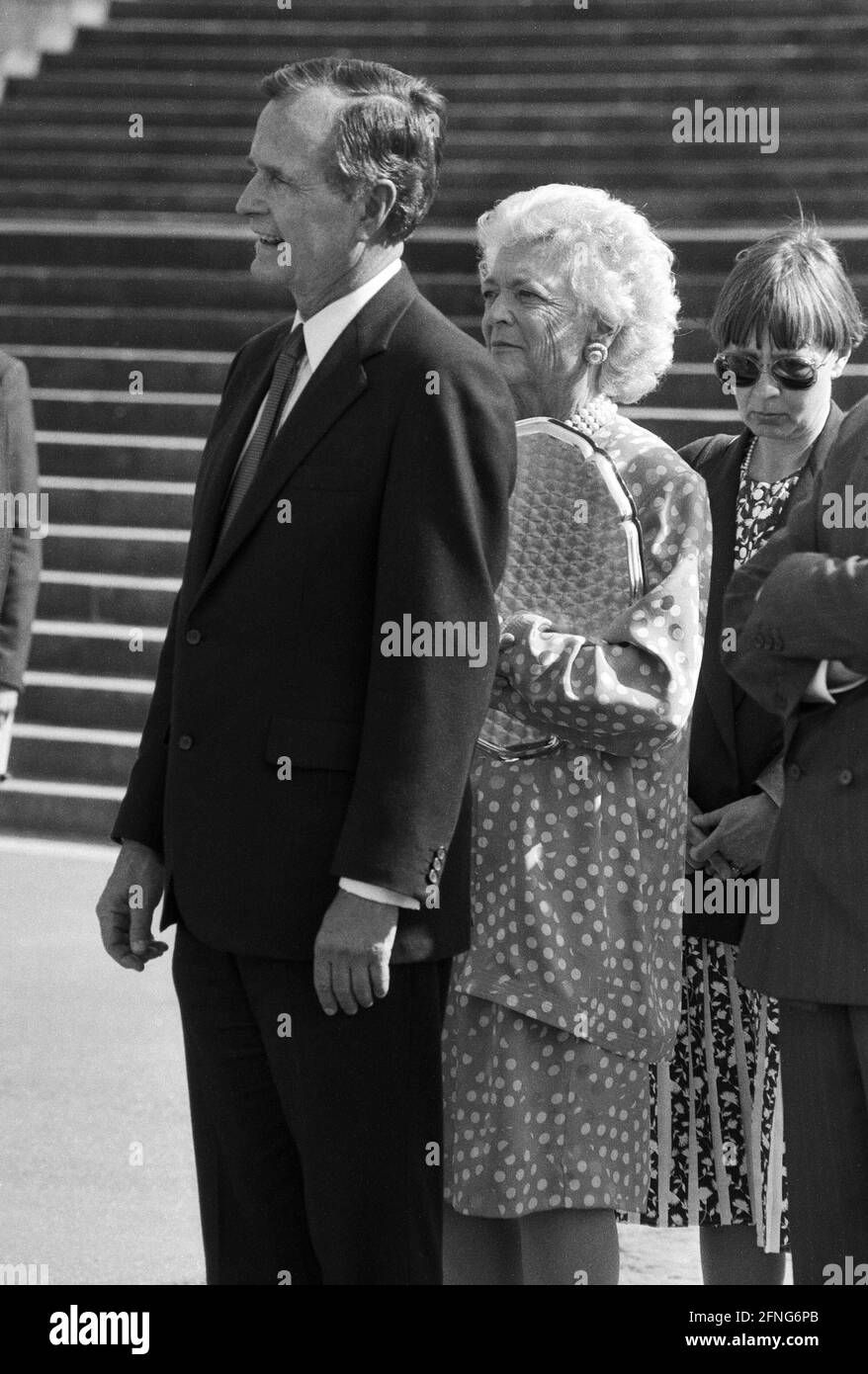 W 10 Black and White Stock Photos & Images - Alamy