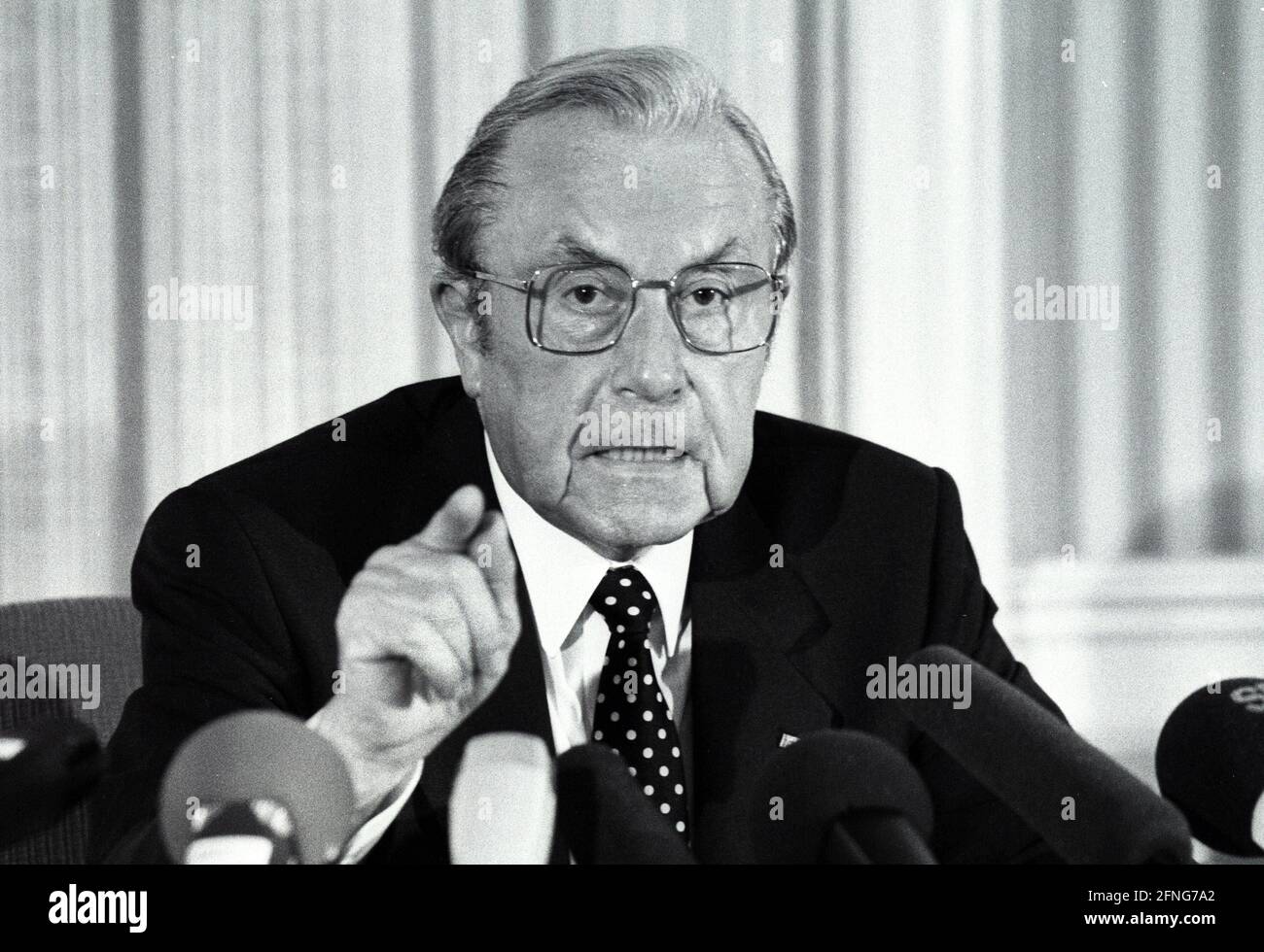 31 07 1977 hi-res stock photography and images - Alamy