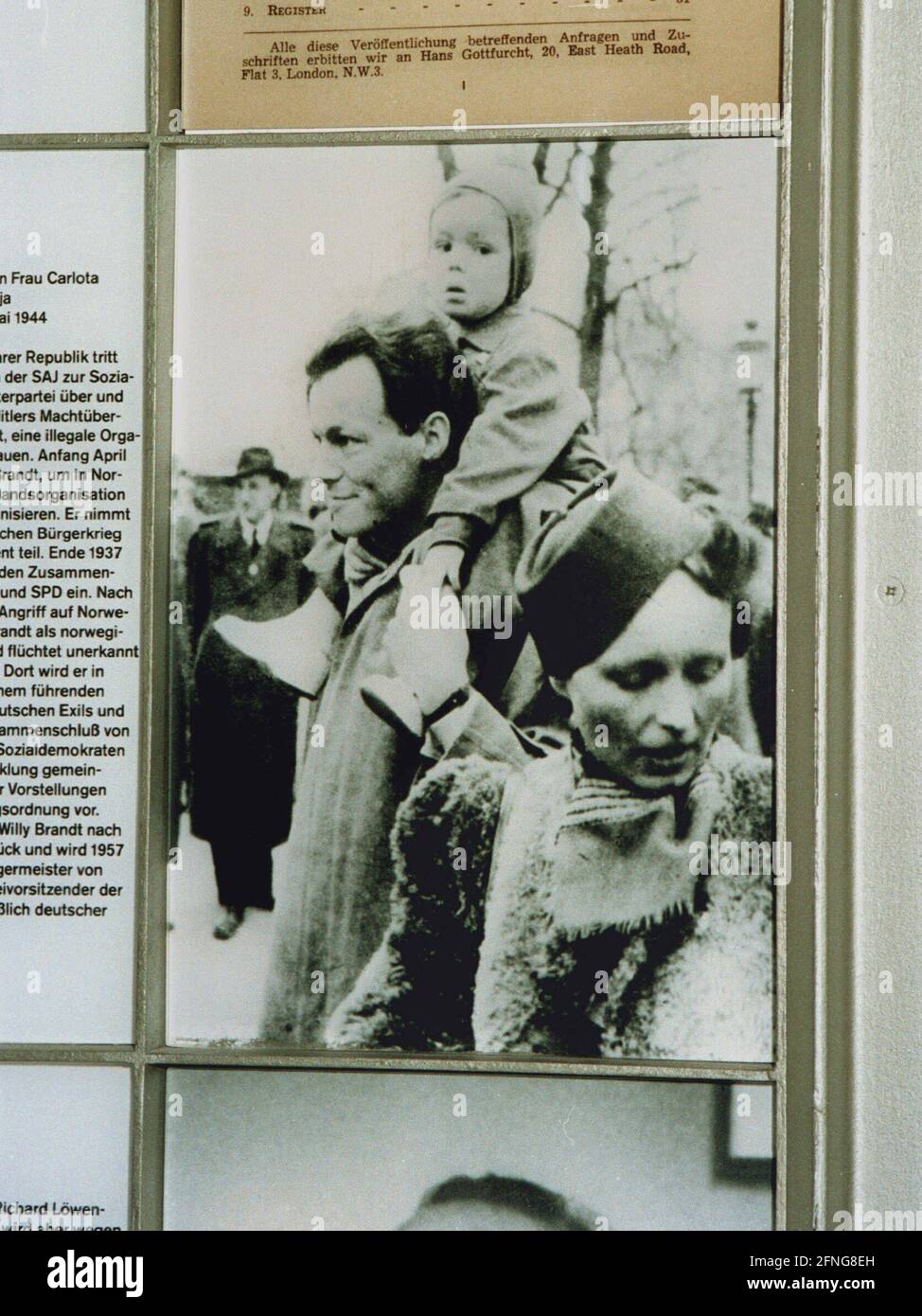 Berlin-Tiergarten / History-1933-1945 7/94 Exhibition in the ...