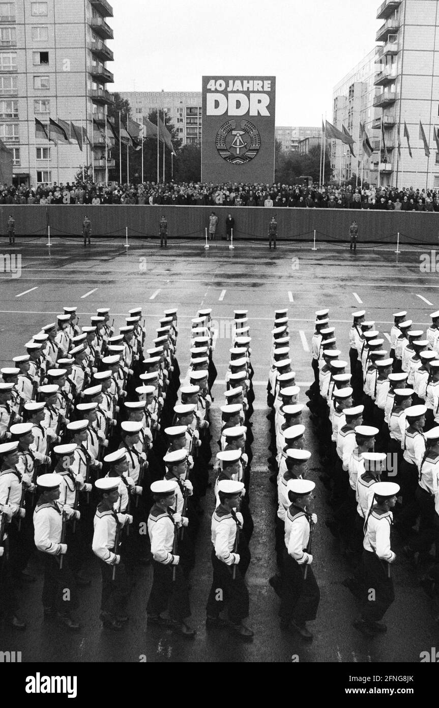 40th anniversary gdr Black and White Stock Photos & Images - Alamy