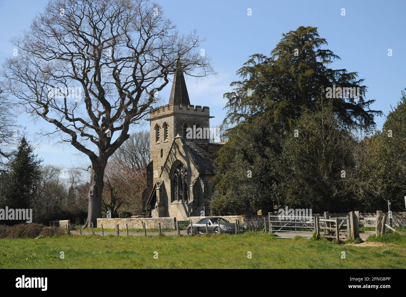 Isfield church hi-res stock photography and images - Alamy