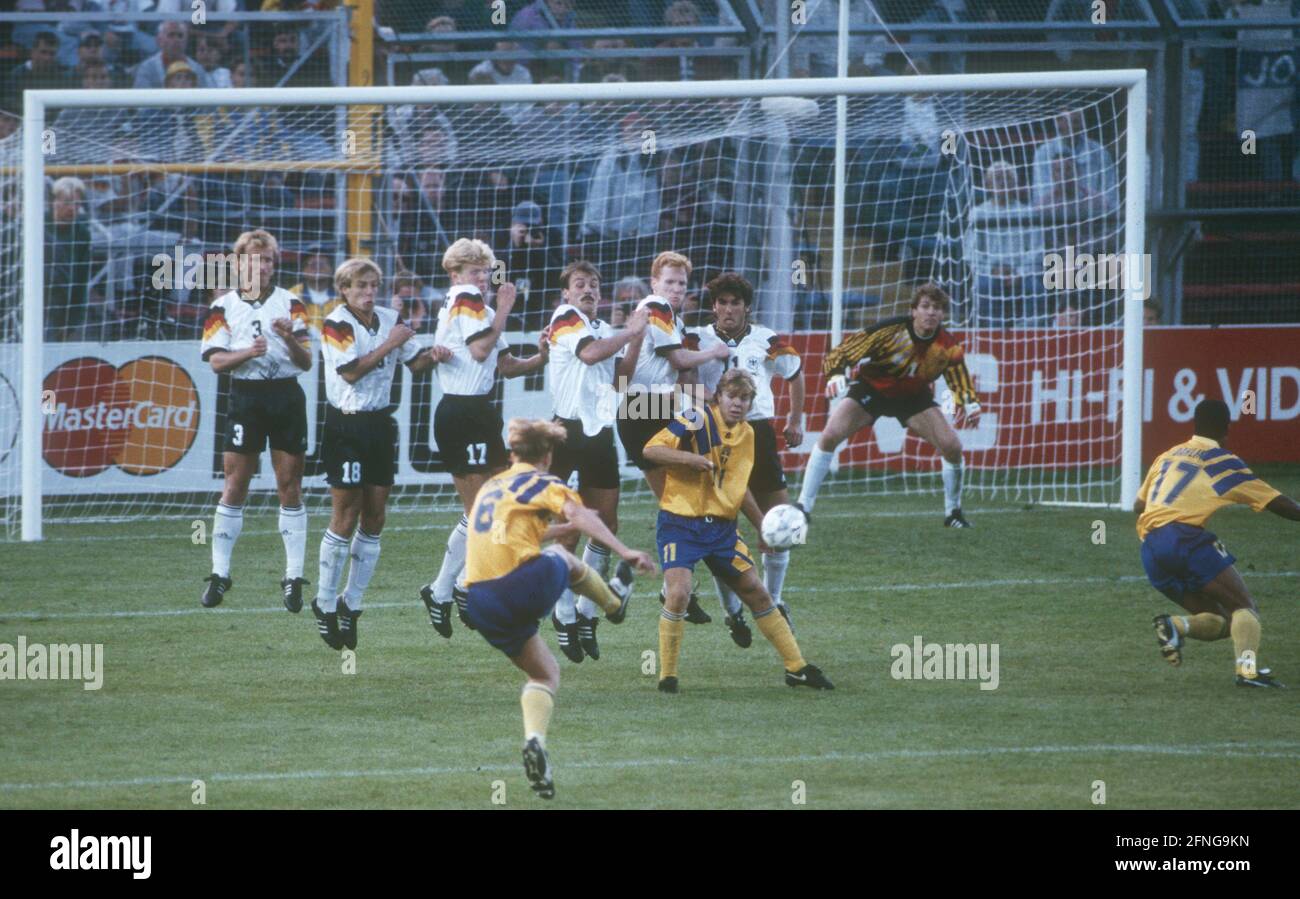 Sweden football 1992 hi-res stock photography and images - Alamy