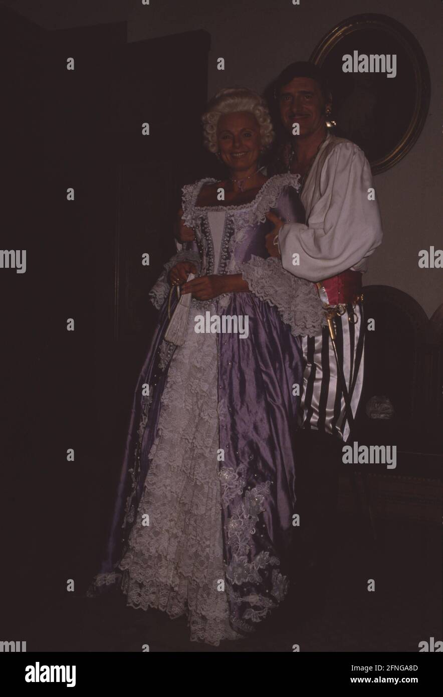 "Ruth-Maria Kubitschek as Annette von Soettingen and Helmut Fischer as ...