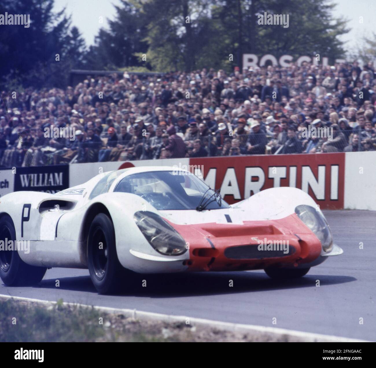 1000km nurburgring hi-res stock photography and images - Alamy