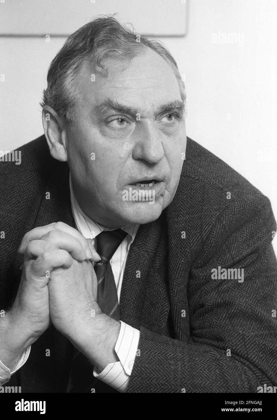 Heinz werner hi-res stock photography and images - Alamy