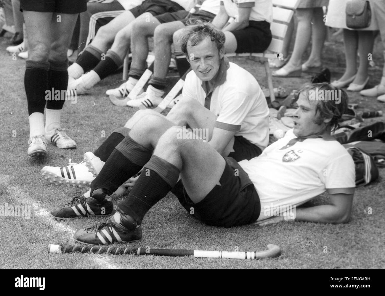 Match break Black and White Stock Photos & Images - Alamy