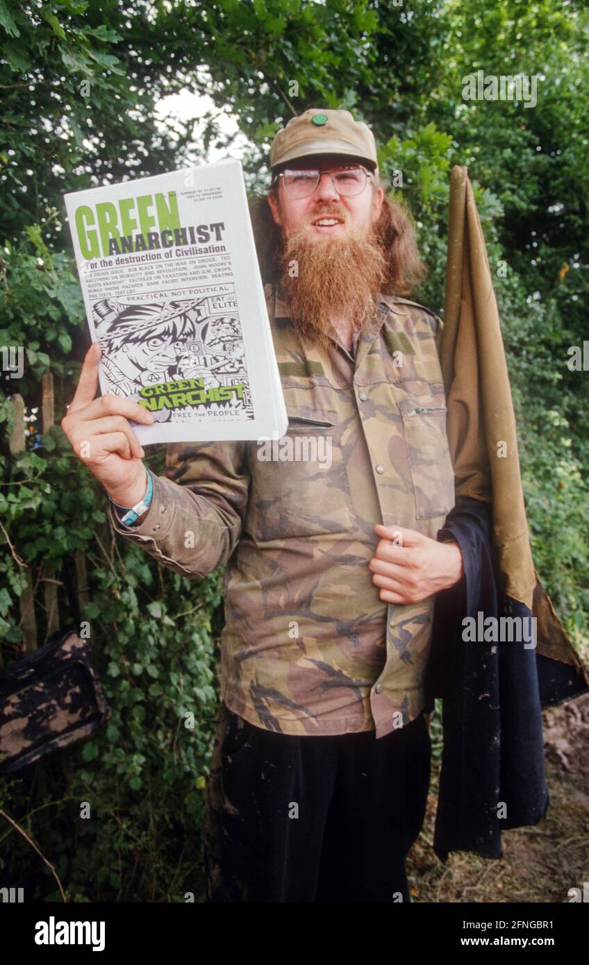 Green Anarchist selling political literature, Glastonbury Festival 2000 ...