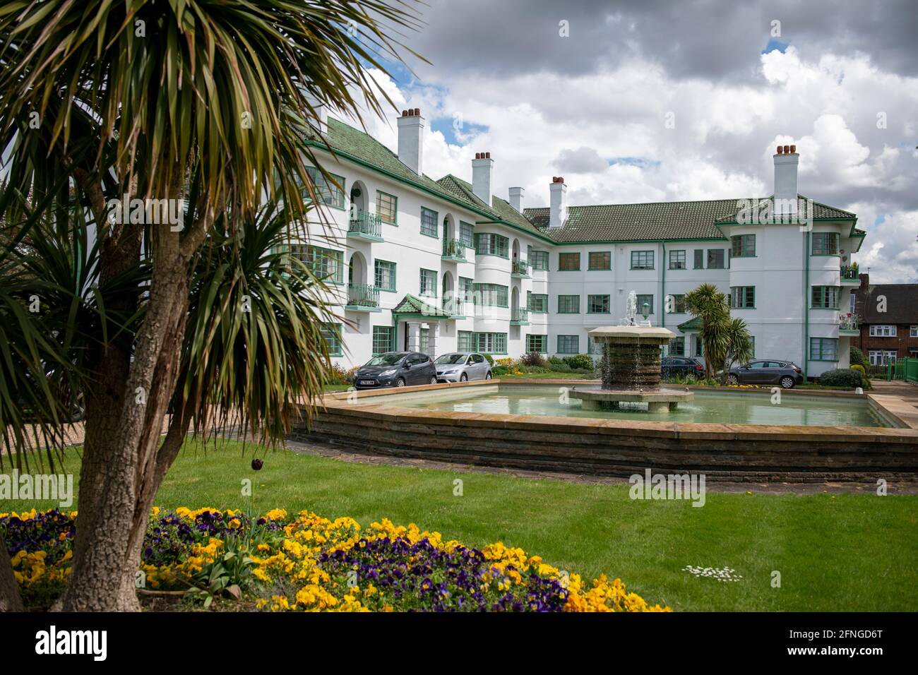 Grade 2 listed building hi-res stock photography and images - Alamy