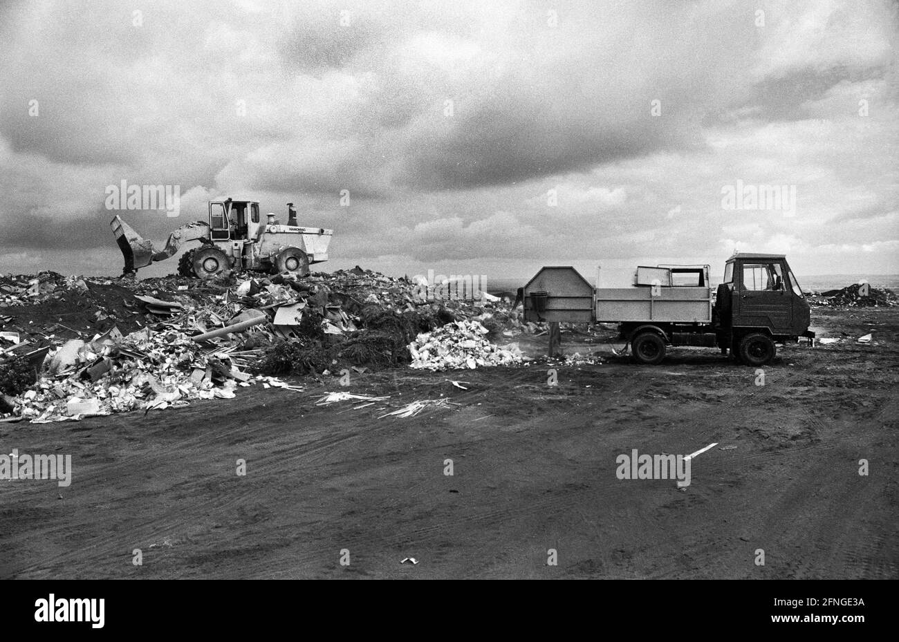 06 05 25 Black and White Stock Photos & Images - Alamy