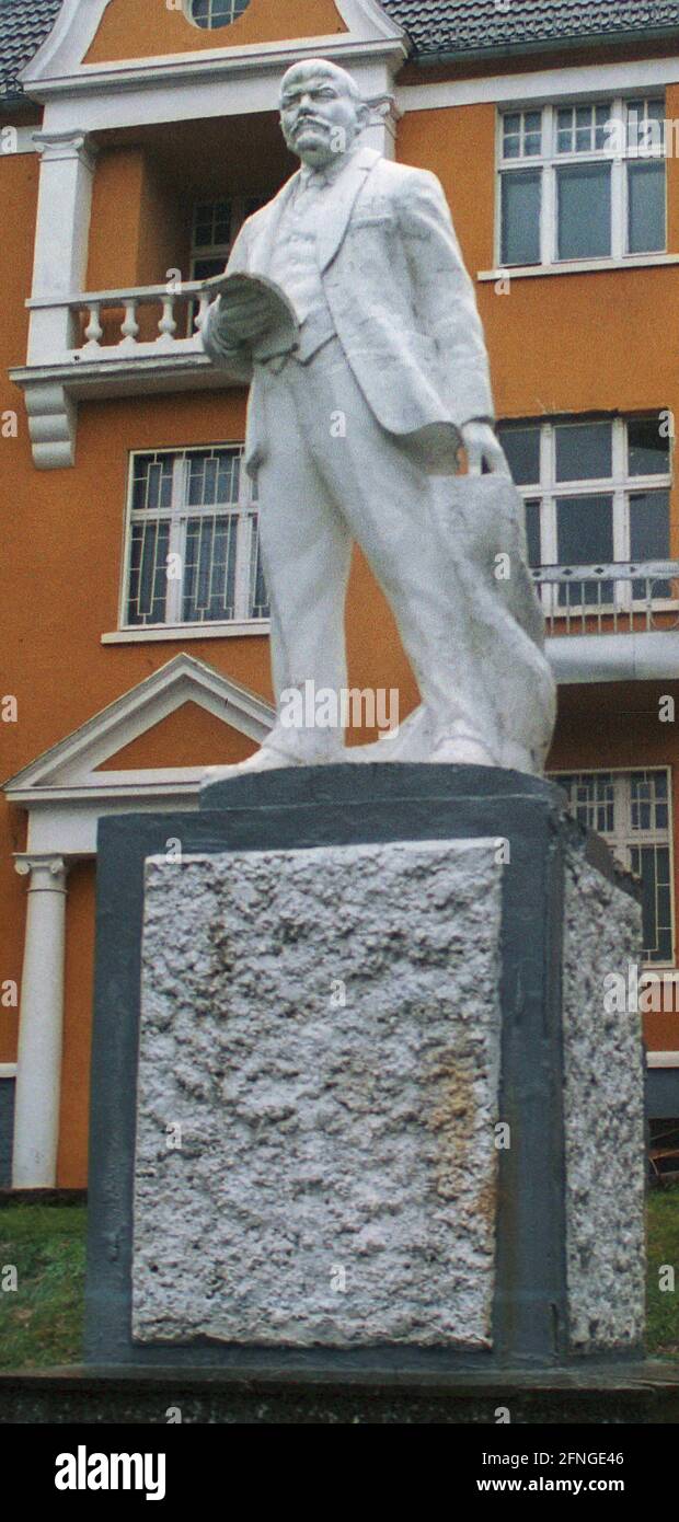 Soviet barracks hi-res stock photography and images - Alamy