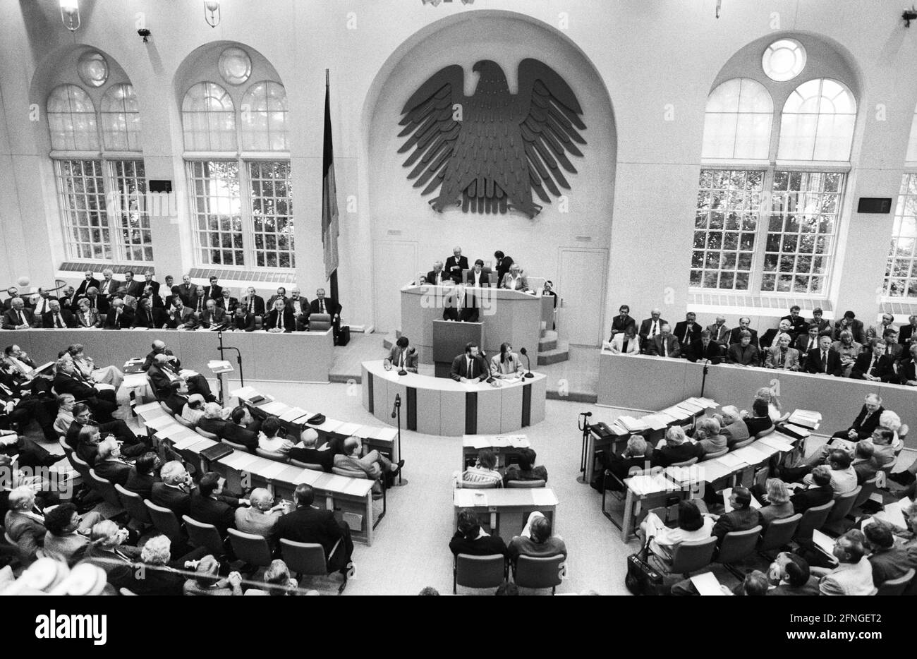 Debate governmental declaration hi-res stock photography and images - Alamy