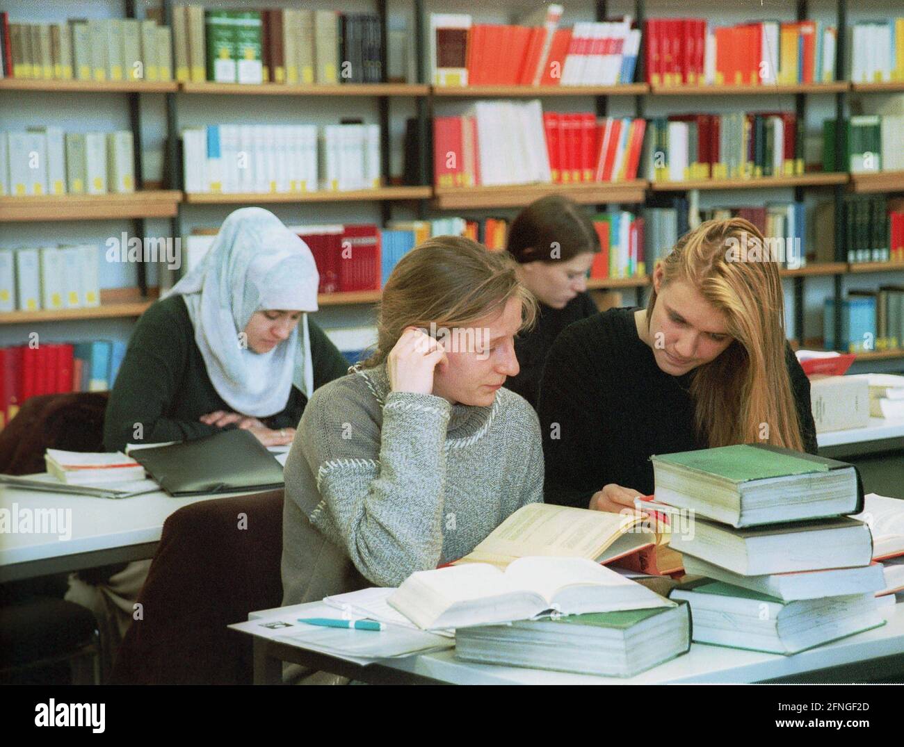 Higher education german hi-res stock photography and images - Alamy