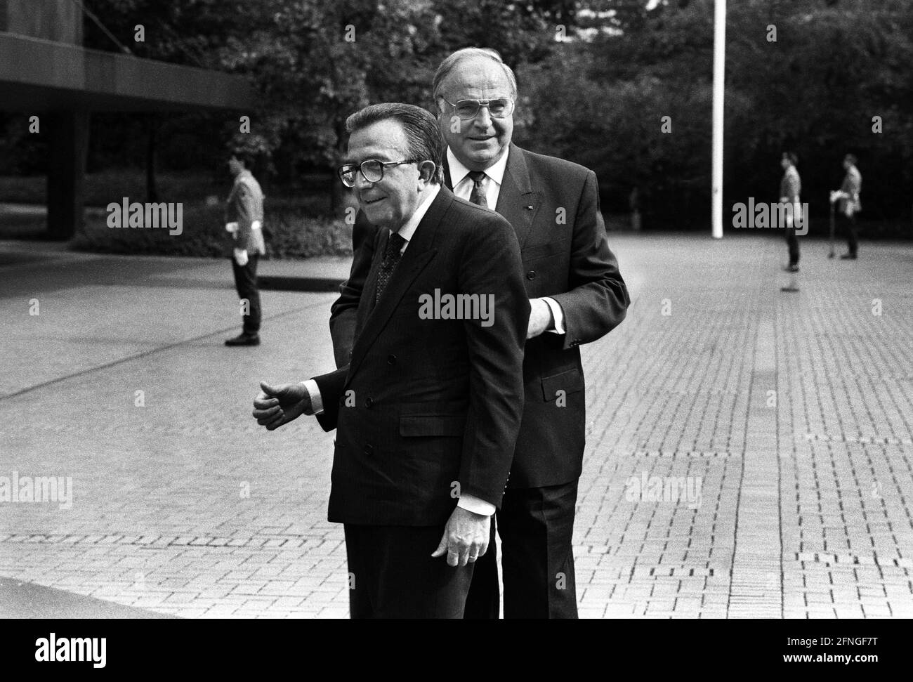 Giulio andreotti 1990 hi-res stock photography and images - Alamy