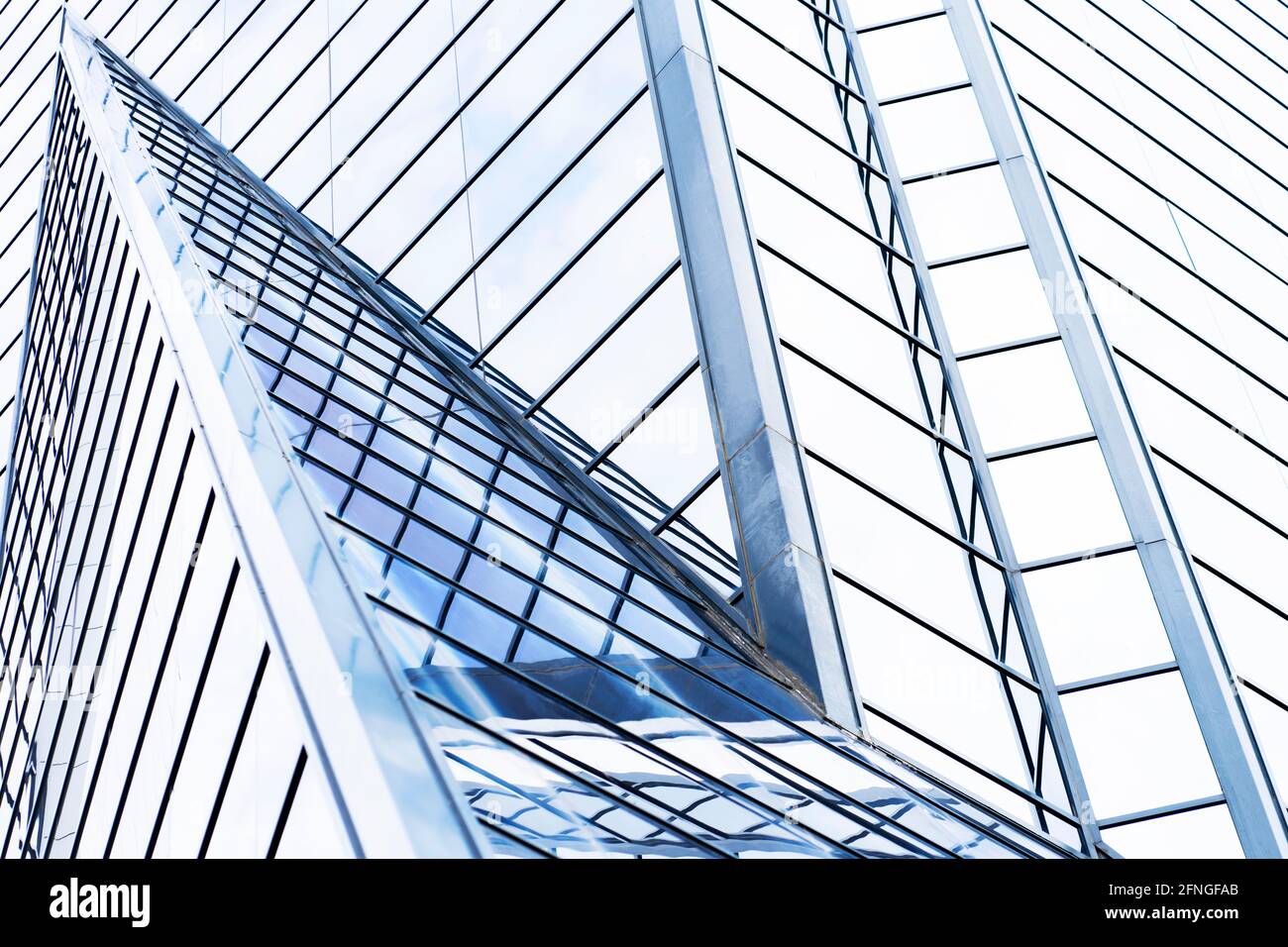 Lines and patterns of a building Stock Photo - Alamy