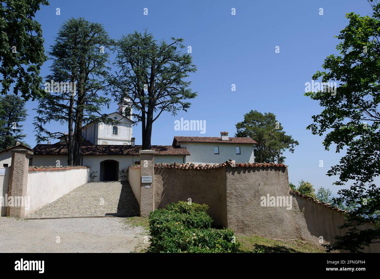 Eremo di san genesio hi-res stock photography and images - Alamy