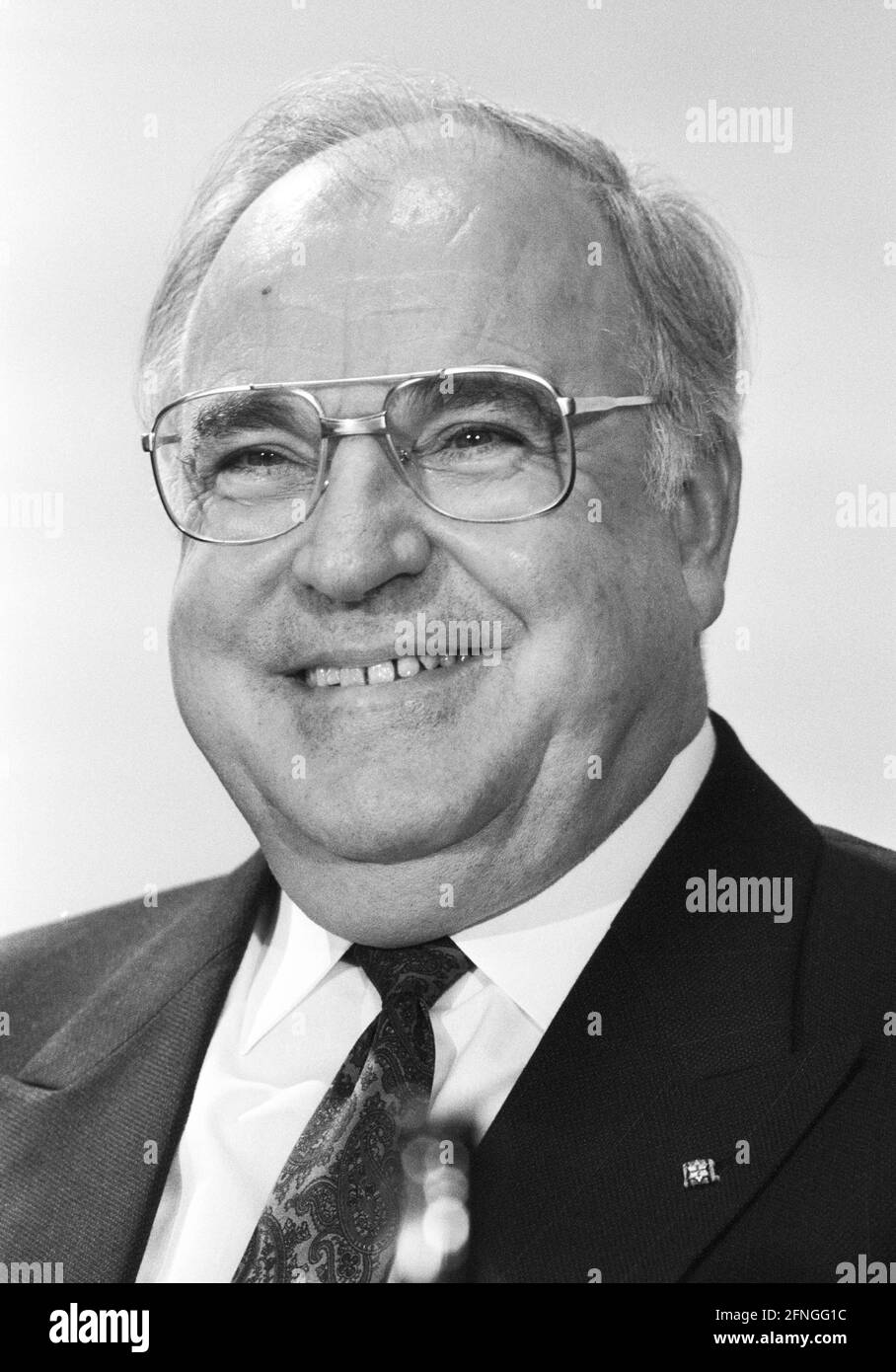 27 10 81 Black and White Stock Photos & Images - Alamy