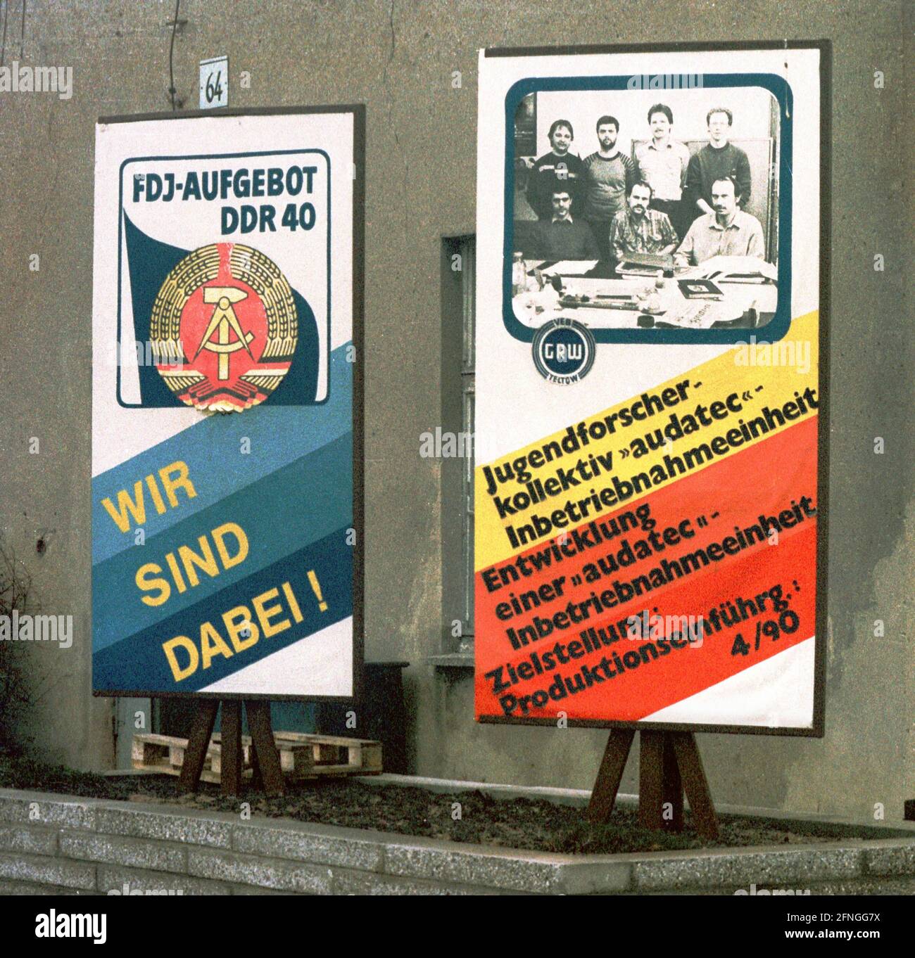 Gdr goods hi-res stock photography and images - Alamy