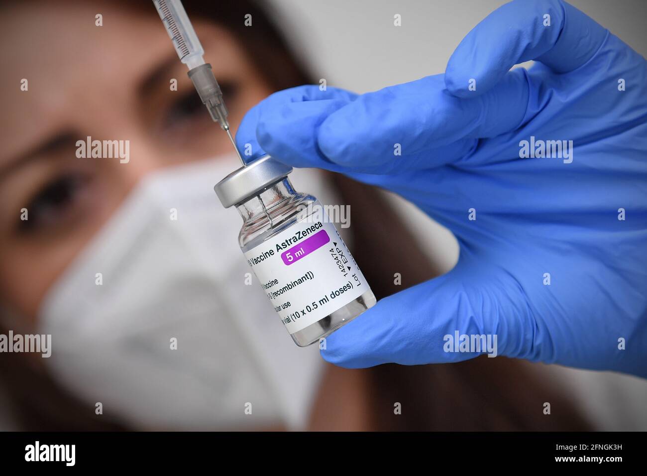 Munich, Deutschland. 16th May, 2021. Topic picture - Vaccination with ...