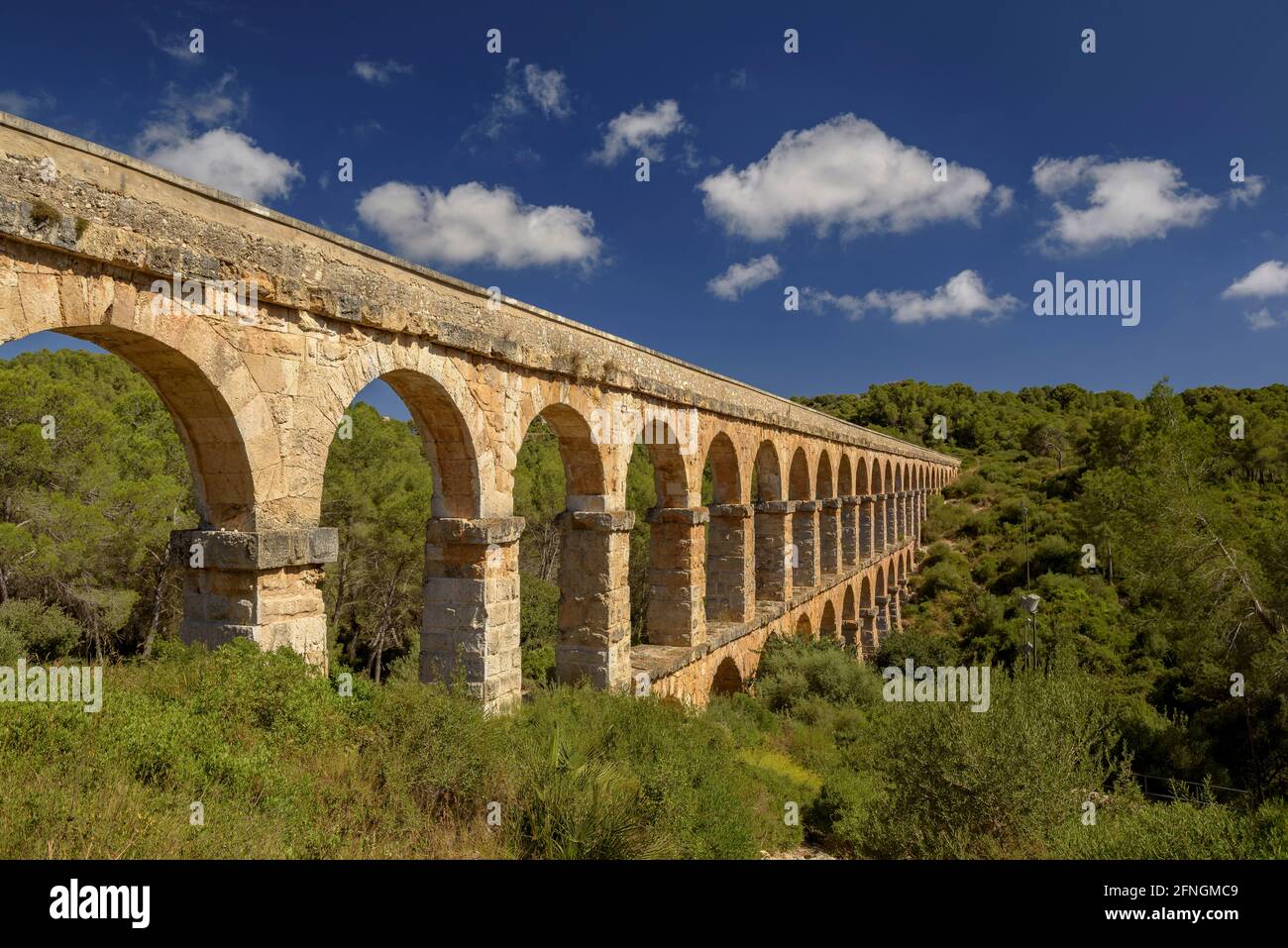 Acueducto de les ferreres hi-res stock photography and images - Alamy