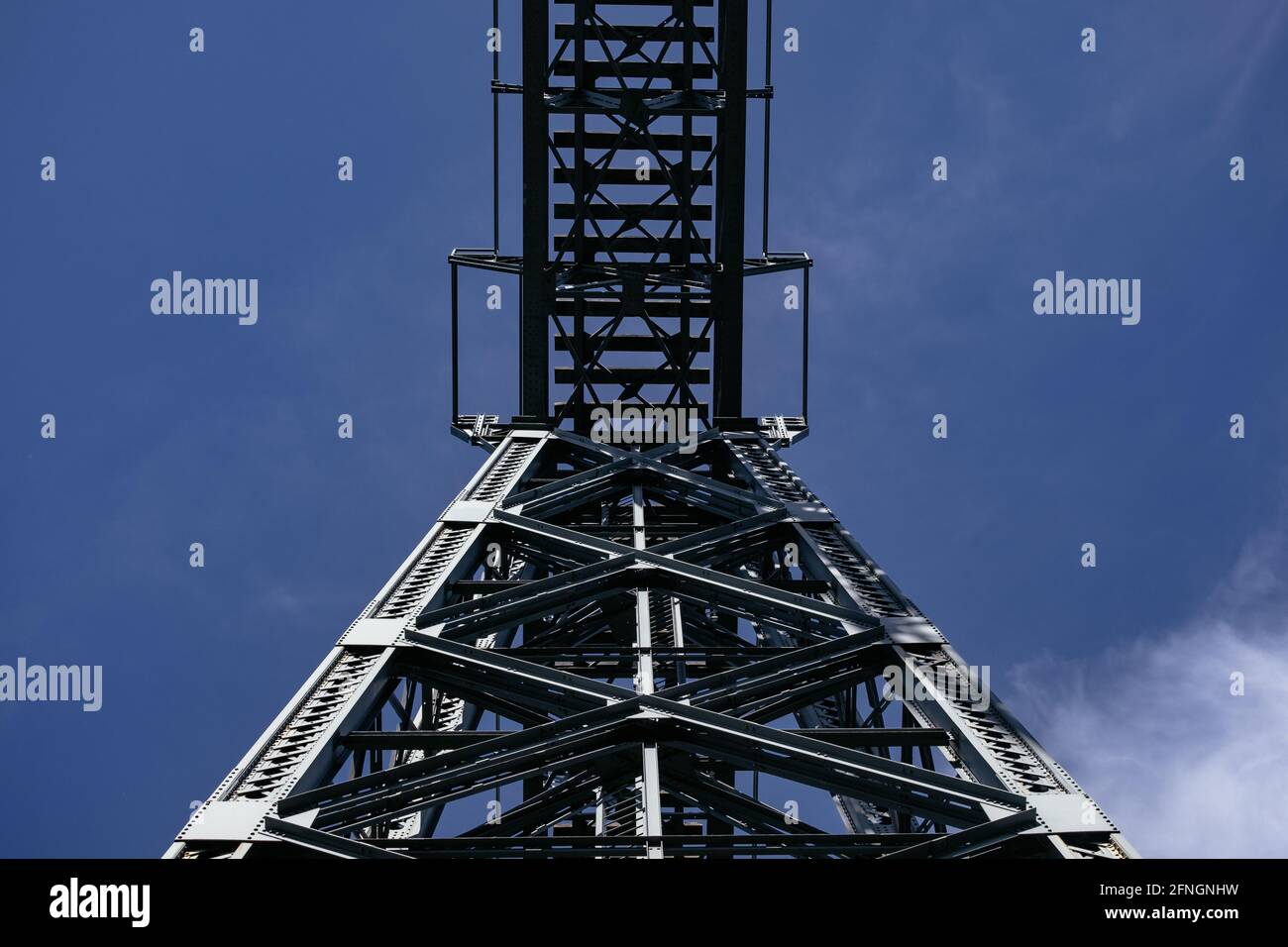 Maria Pia Bridge ("Ponte Dona Maria Pia") over Douro River in Porto ...