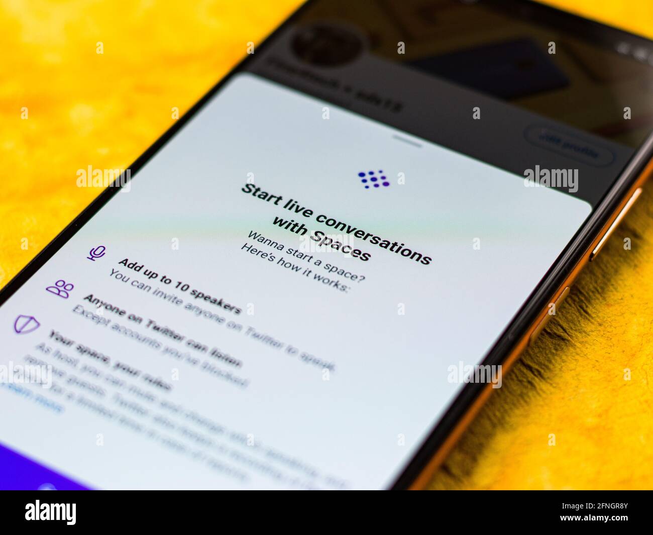 Twitter spaces logo hi-res stock photography and images - Alamy