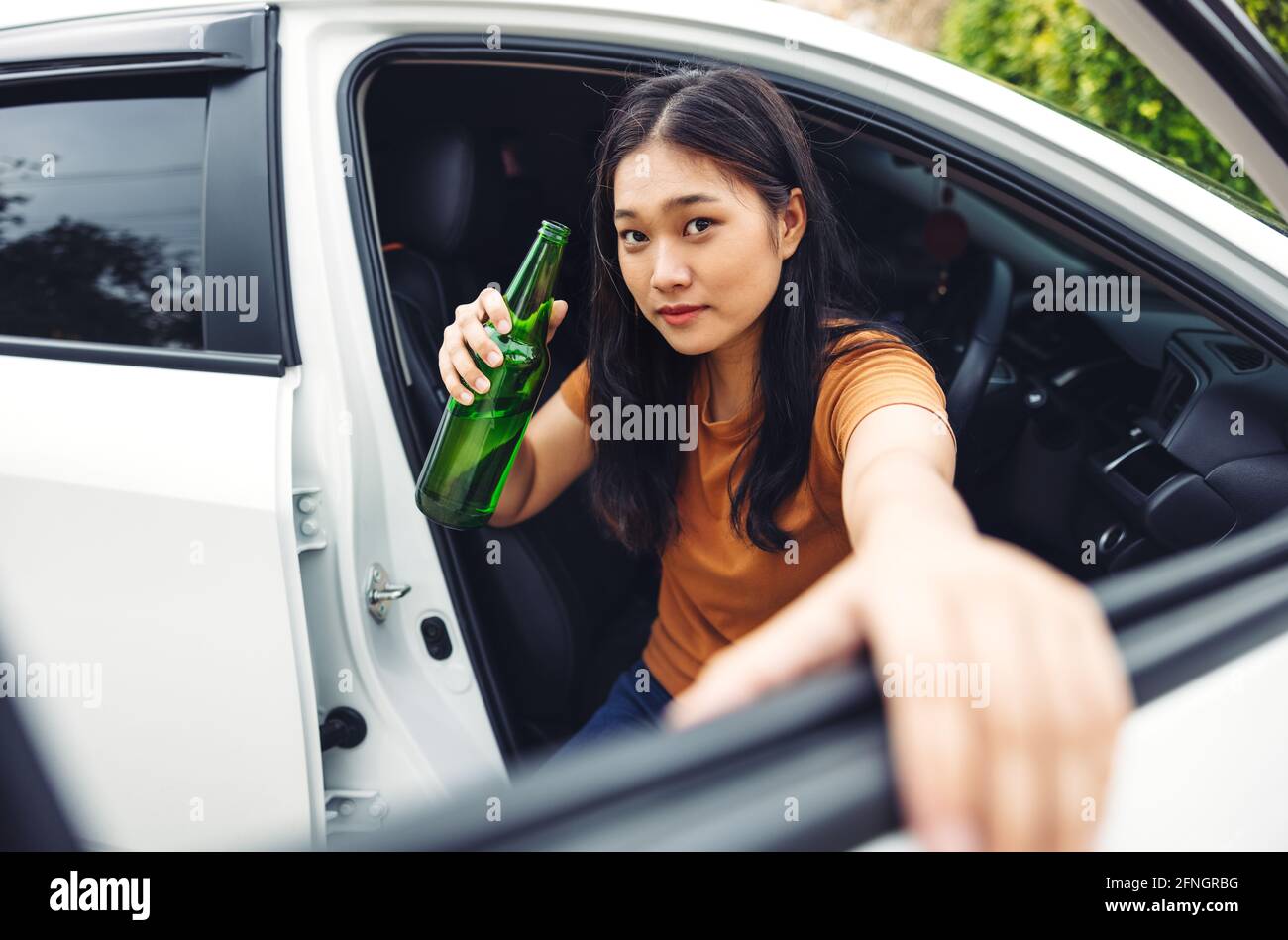 Girl drunk outdoor hi-res stock photography and images - Alamy