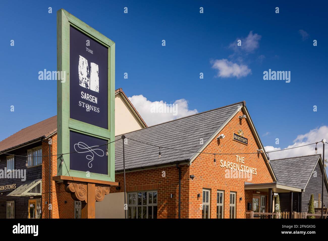 Farnborough high street hi-res stock photography and images - Alamy