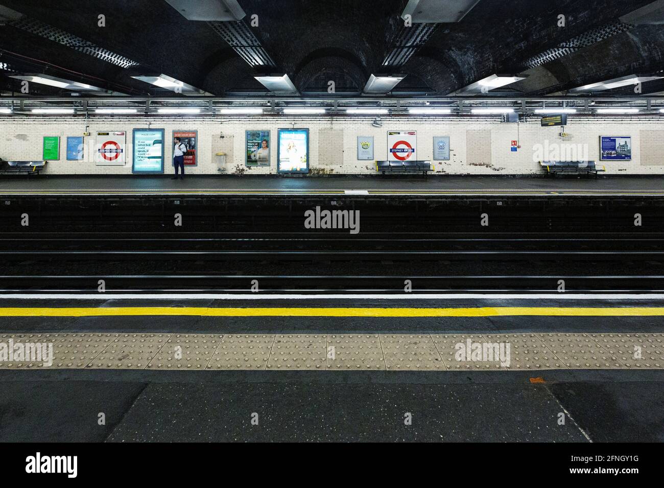 The green station hi-res stock photography and images - Alamy