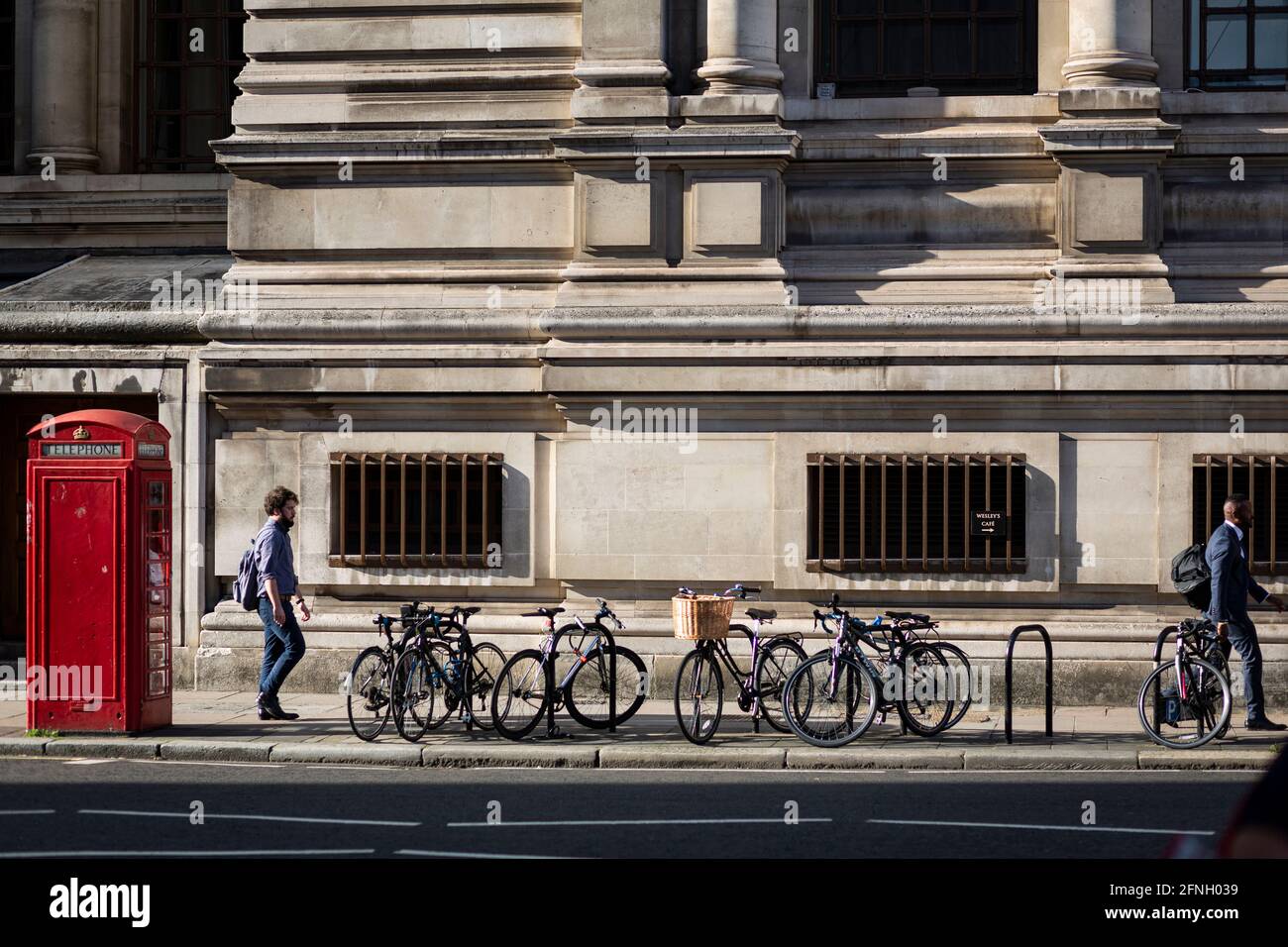 England street sidewalk bicycles hi-res stock photography and images ...