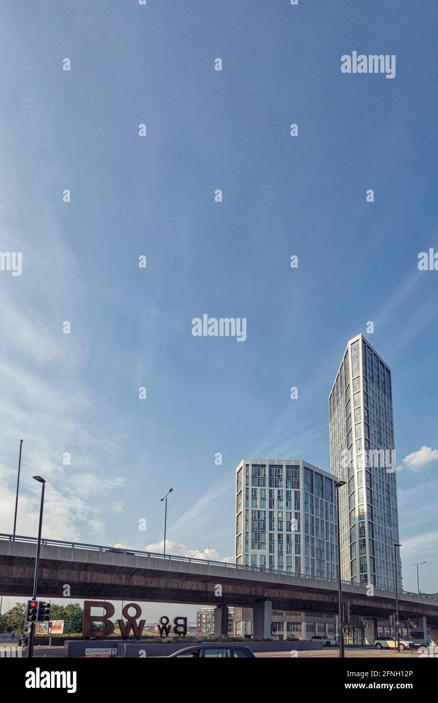 London motorway sign hi-res stock photography and images - Alamy