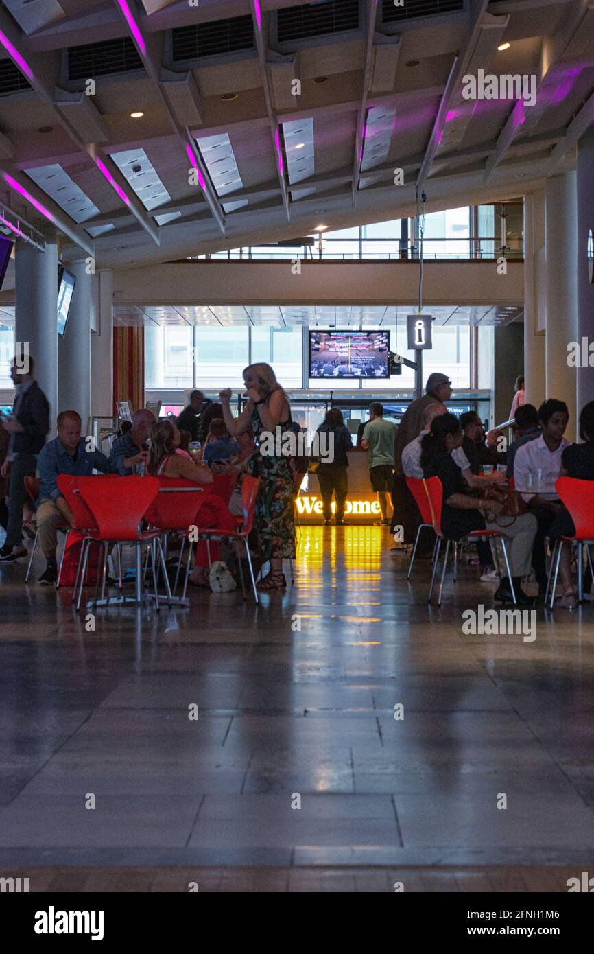 Tate gallery london hi-res stock photography and images - Alamy