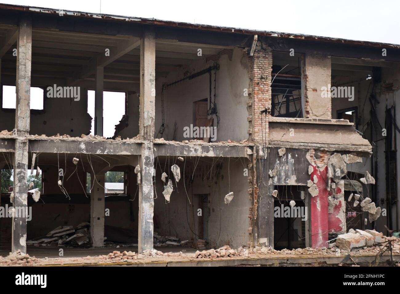 old building in the process of being demolished Stock Photo - Alamy