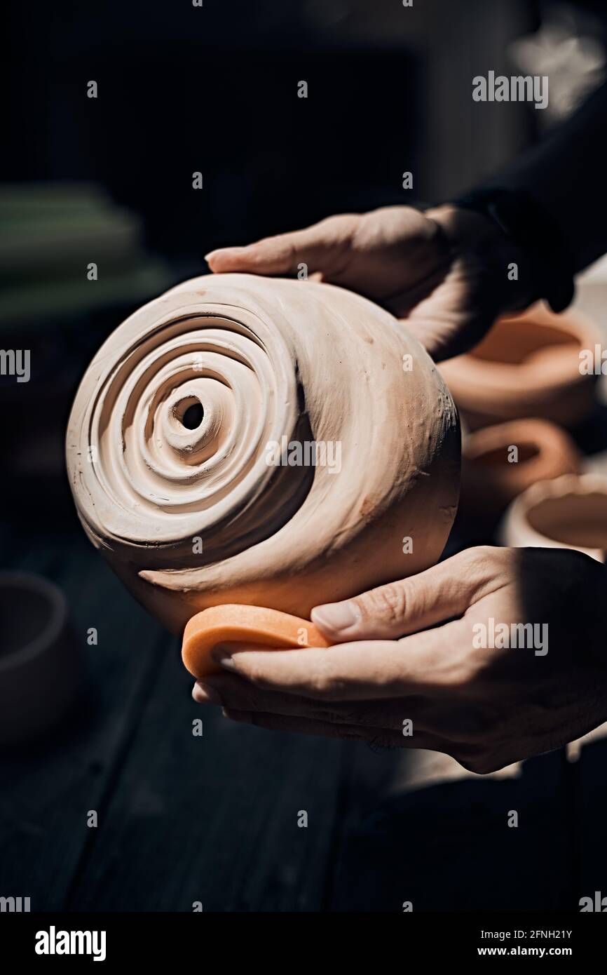 Tableware production hi-res stock photography and images - Alamy