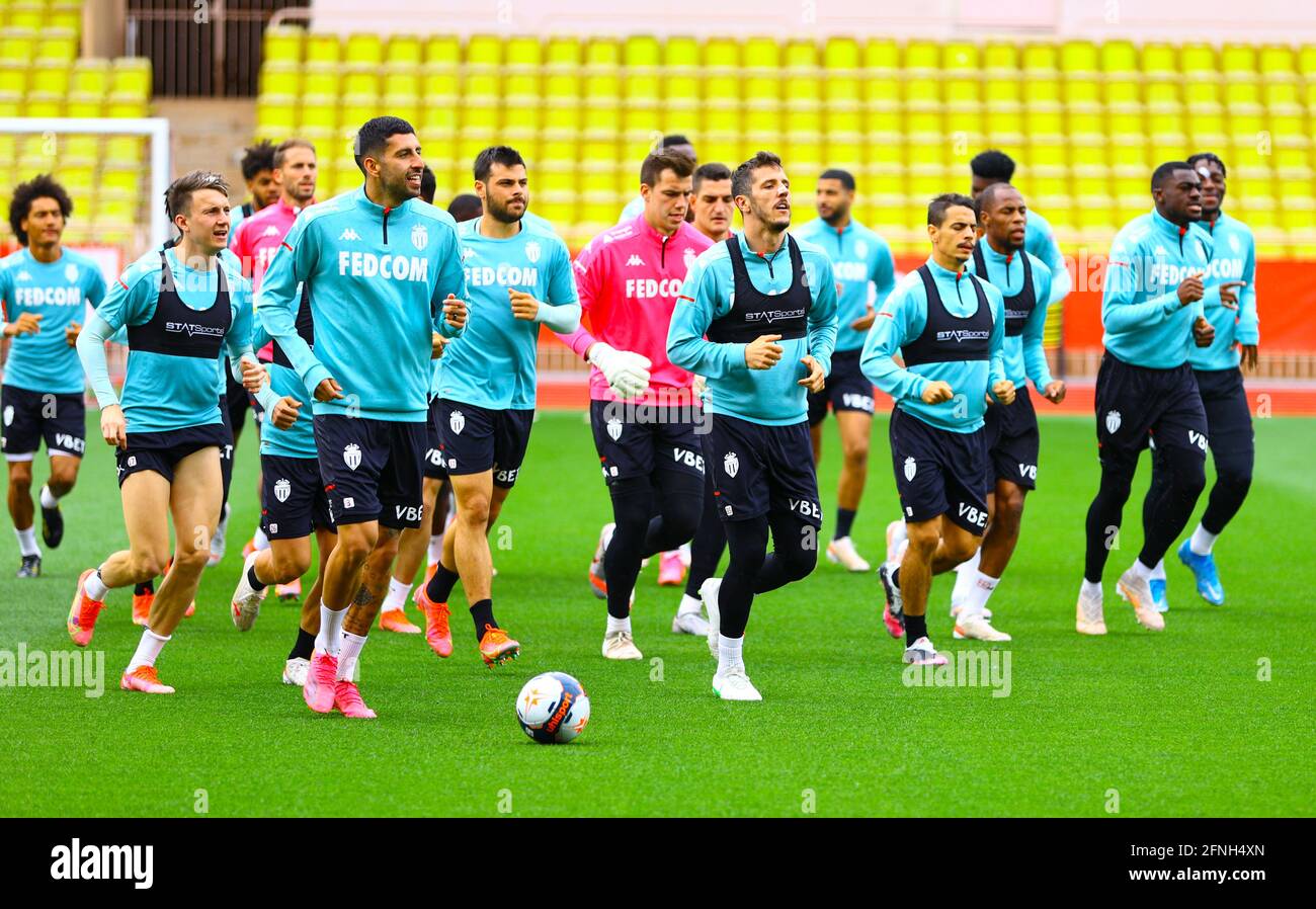 Fussball soccer hi-res stock photography and images - Alamy