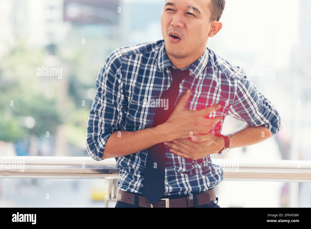 Broken defibrillator hi-res stock photography and images - Alamy