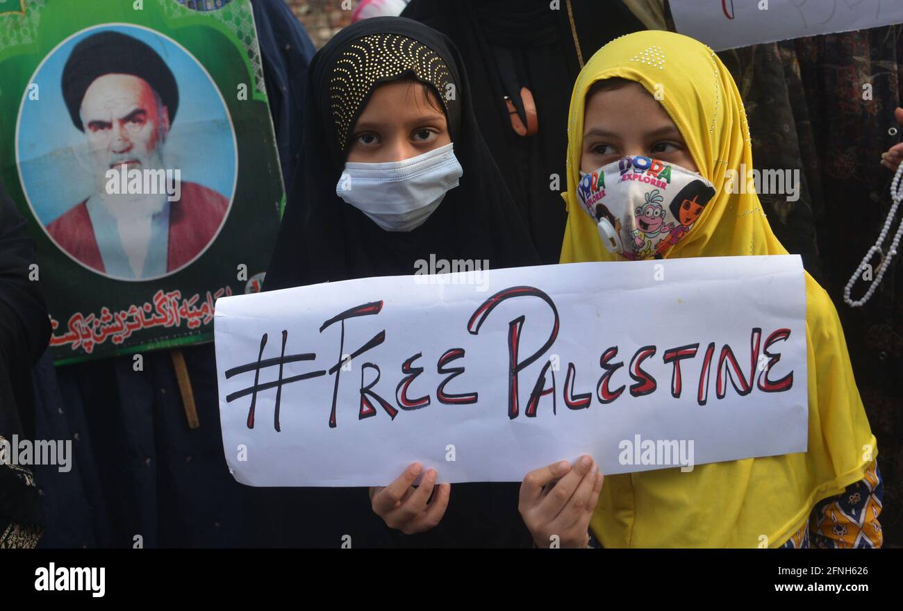 Pakistani children rally hi-res stock photography and images - Alamy