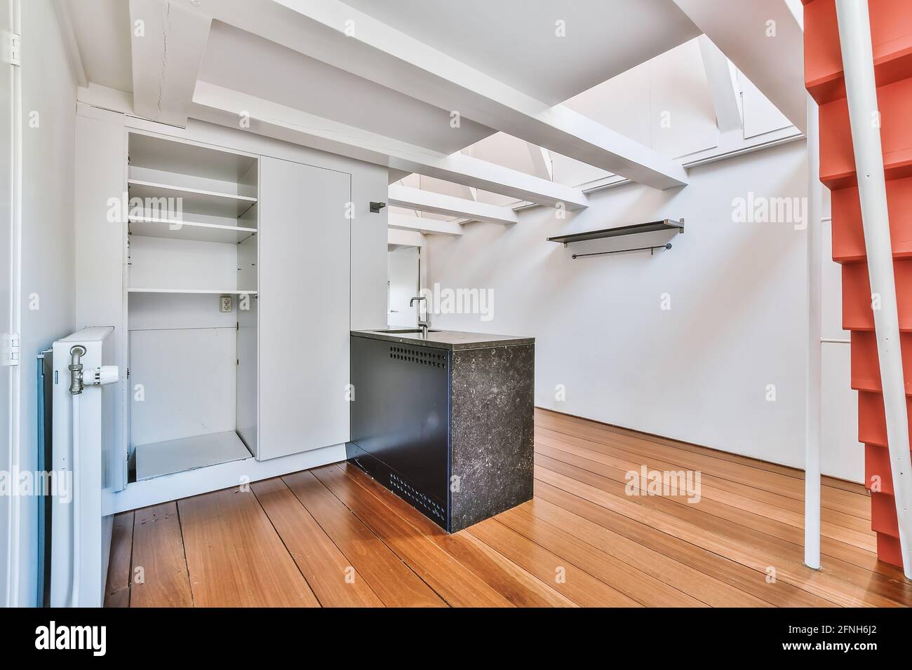 Mezzanine design hi-res stock photography and images - Alamy