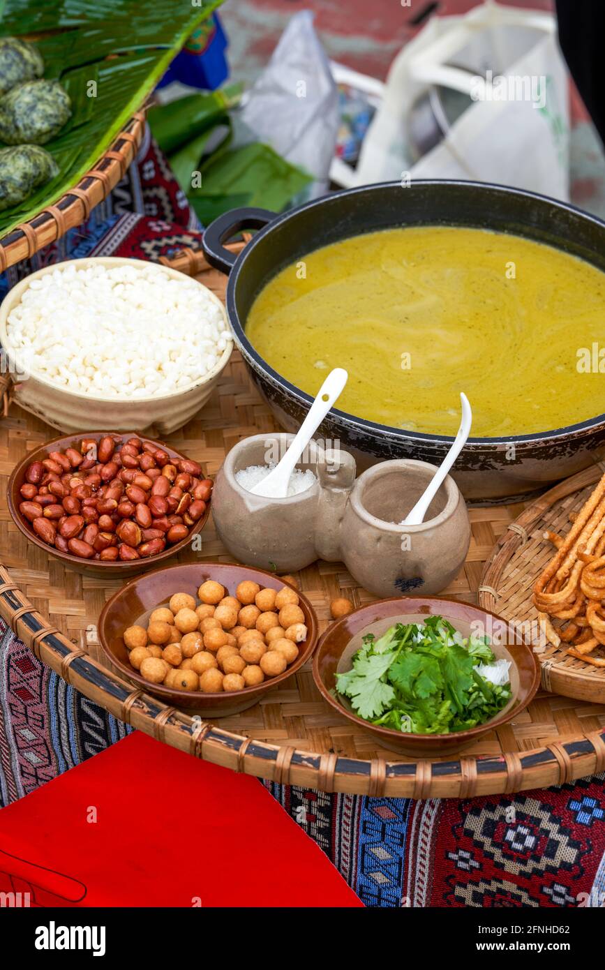 Special delicacy of the Zhuang nationality in Guilin, Guangxi, oil-tea ...