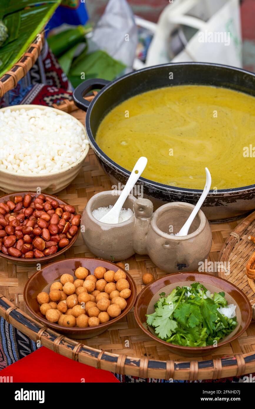 Gong cheng oil tea hi-res stock photography and images - Alamy