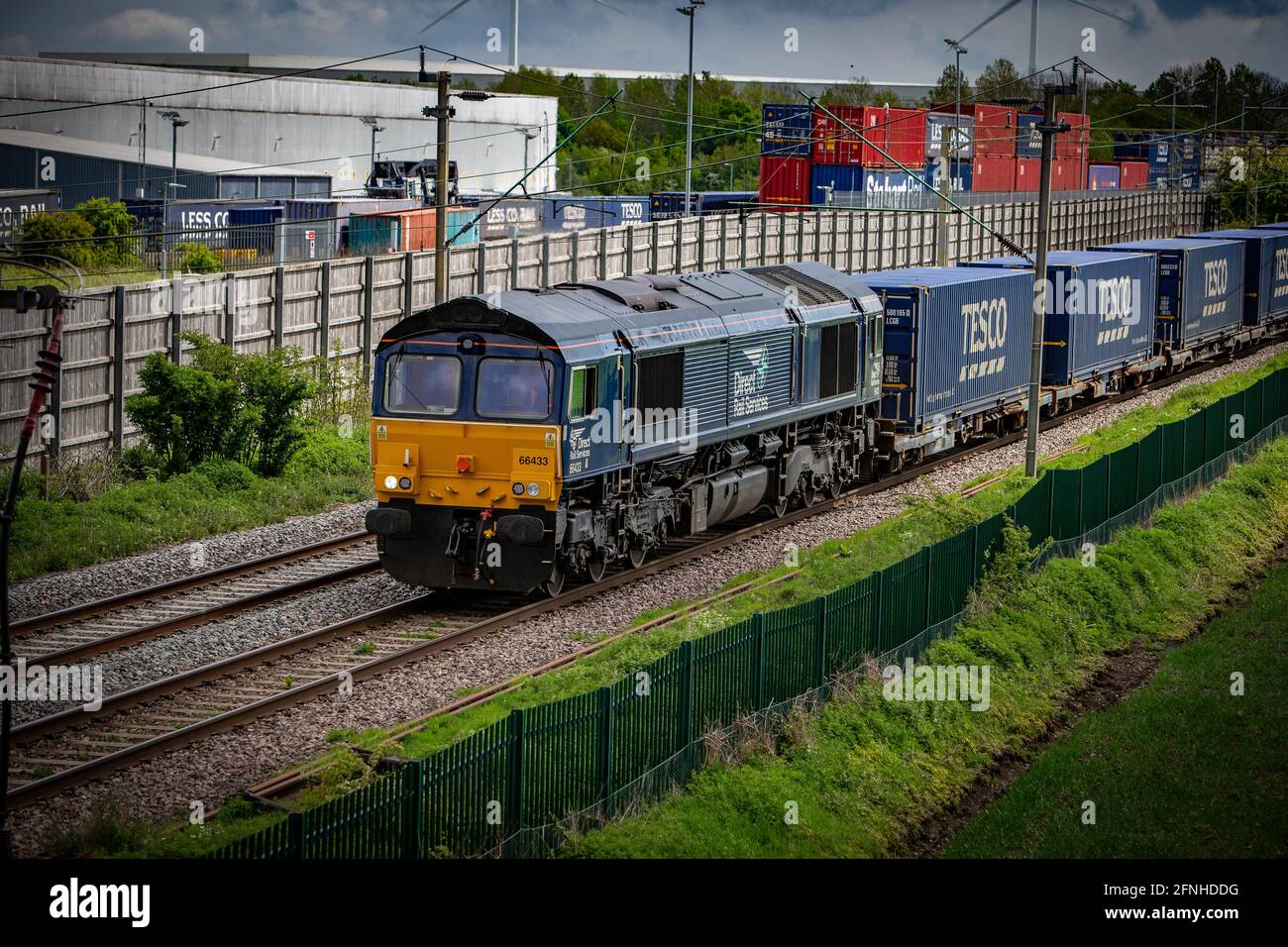 Direct Rail Services Class 66 - 66433 with Tesco Rail load outbound ...