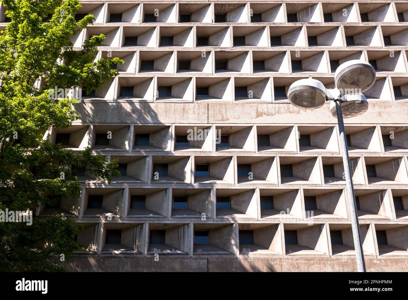 University and City Library on Kerpener street in the Lindenthal ...