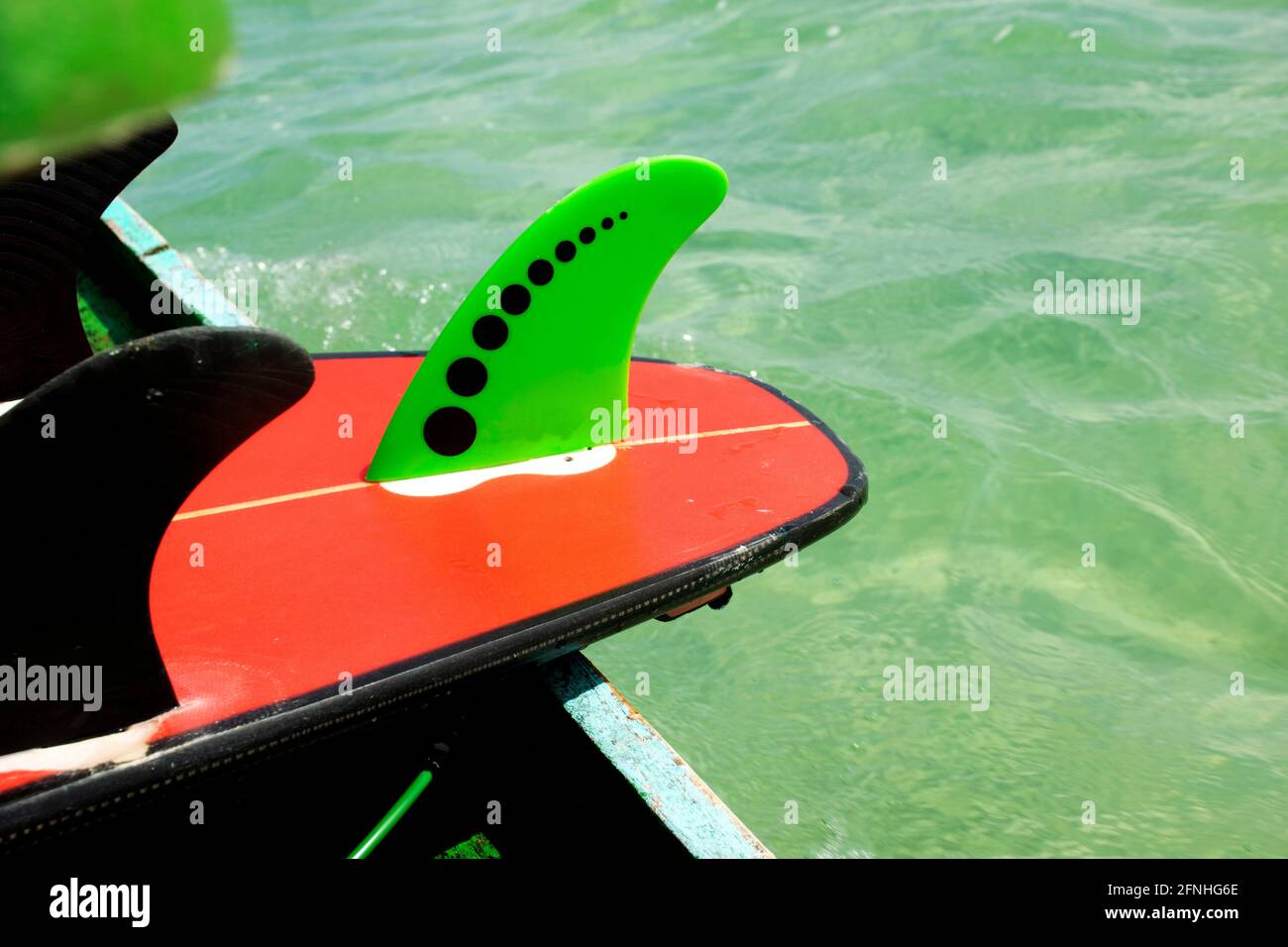 Surfing table hi-res stock photography and images - Alamy