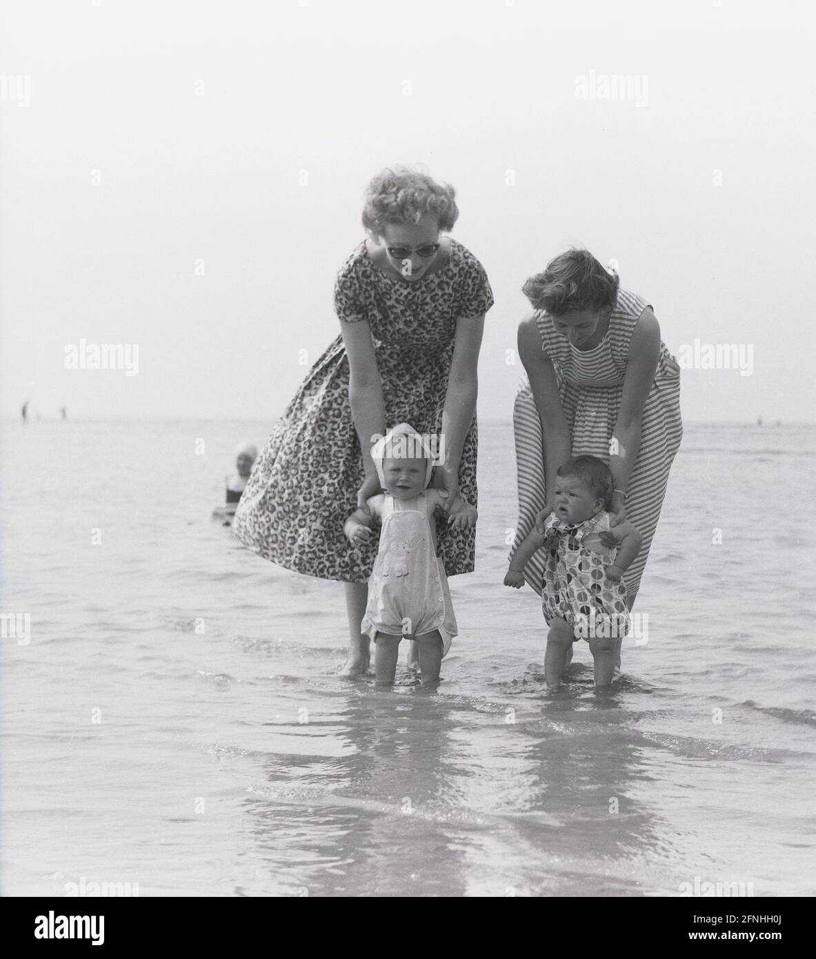 Children in dresses hi-res stock photography and images - Alamy