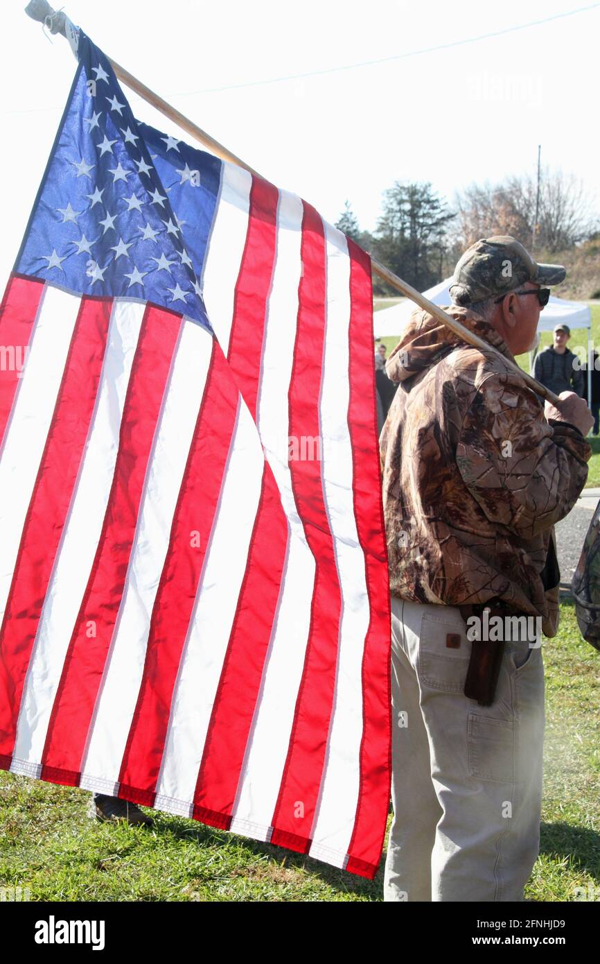 American flag and gun hi-res stock photography and images - Alamy